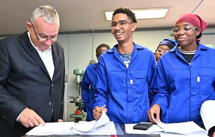 EU-funded project to power local green hydrogen workforce | Namibia ...